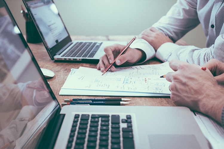 Expert guide: How to create a post-trip survey